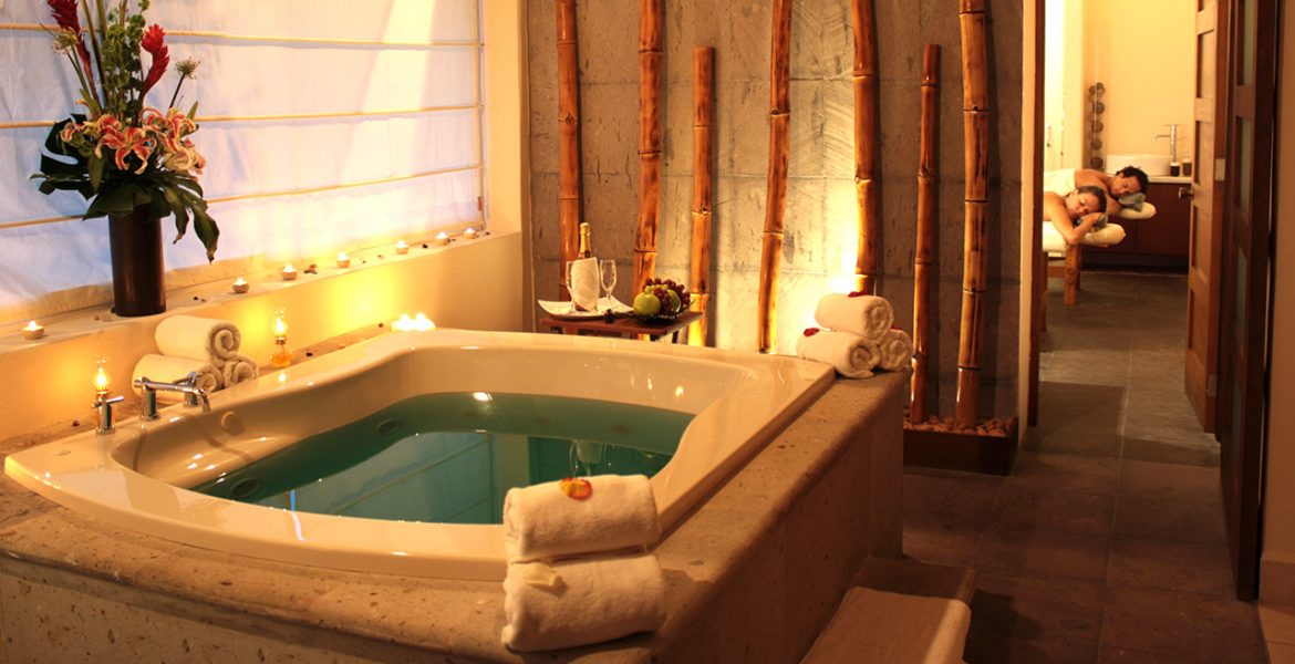 Sunscape Sabor Cozumel All Inclusive Dive Resort Package - Salty Endeavors